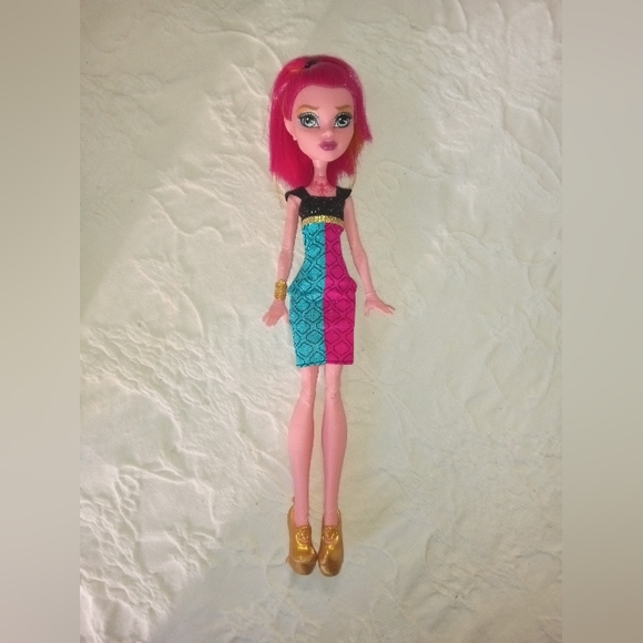 monster high | Toys | Monster High Simple Gigi Grant | Poshmark